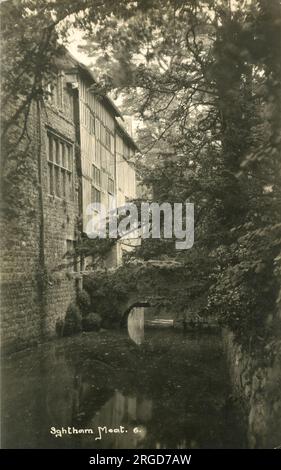 Bridge and entrance at Ightham Mote, Kent, UK Stock Photo - Alamy