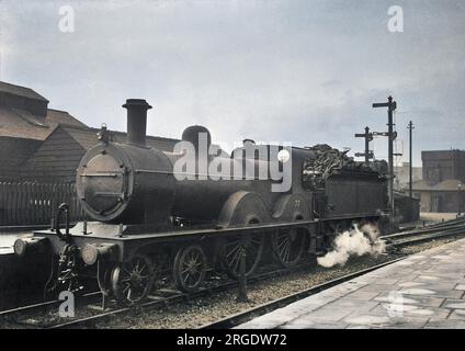 Steam engine in a station Stock Photo - Alamy