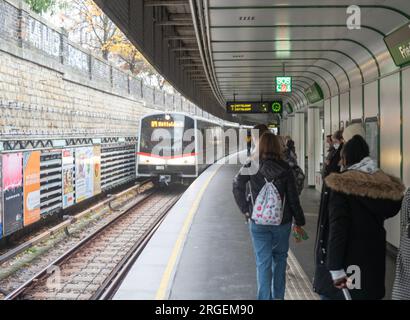 Subway train at Fridensbrukke station, line U4 of the Vienna ...
