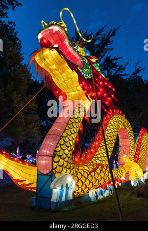 dragon at chinese lantern festival Stock Photo - Alamy