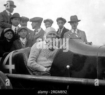 A photograph of race car driver Bob Burman with his Blitzen Benz at ...