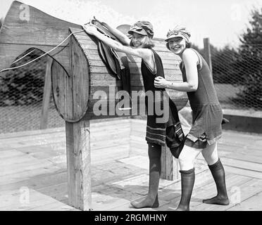 Polo Wooden Dummy Pony ca. 1921 Stock Photo - Alamy