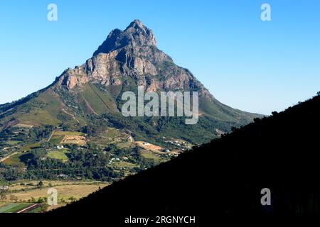 View of Simonsberg mountain from the Banhoek Valley, Stellenbosch Stock ...