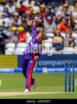 Lucy Higham bowling for the Northern Superchargers in The Hundred ...