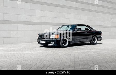 classic black Mercedes-Benz W126. Front corner view of Mercedes-Benz ...