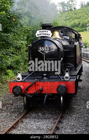 GWR 4575 class 2-6-2 tank engine No 5521, seen here as London Transport ...