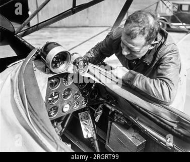 Mitchell Field, New York: c. 1929 Lt. Jimmy Doolitle standing next to ...