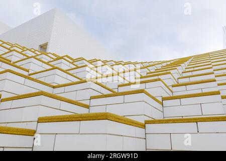 Front view of an iconic yellow Land Rover Discovery Camel Trophy ...