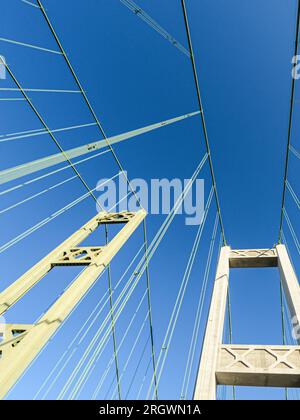 Upward perspective of the Tacoma Narrows bridge Stock Photo - Alamy