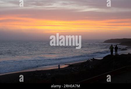 Sunset on Moonstone Beach Stock Photo - Alamy