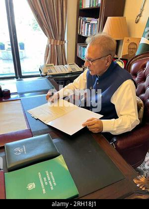 Pakistan Prime Minister Anwaar-ul-Haq Kakar speaks during a plenary ...