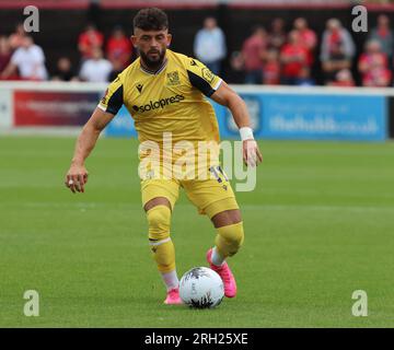 L-R Callum Powell of Southend United, Dagenham & Redbridge's Elliott ...