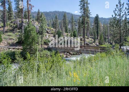 Hiking bridge over the Middle Fork Snoqualmie River, Mount Baker ...