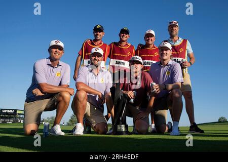 (Bottom L-R) Matt Jones, Marc Leishman, Captain Cameron Smith and ...