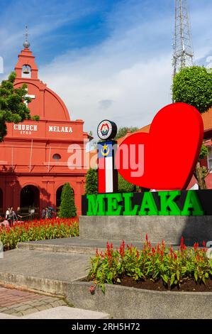 Malacca, Malaysia - I love Melaka sign Stock Photo - Alamy