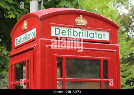 Typical british telephone booth Stock Photo - Alamy