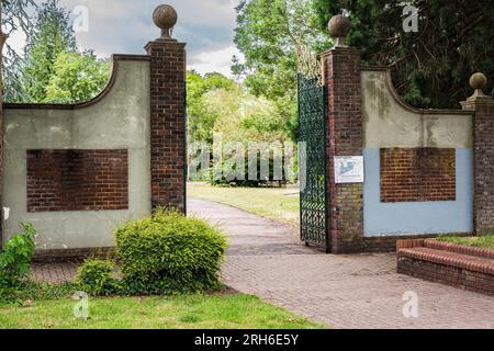 Priory Park gates, Orpington, Greater London Stock Photo - Alamy