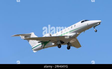 Executive Jet at London Luton Airport Stock Photo - Alamy