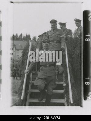 SS Photographer, Heiss (1943) Unit and soldiers in barracks, visit by ...
