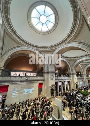 Crowded Grand Entry Hall ceiling at the Metropolitan Museum of Art a ...