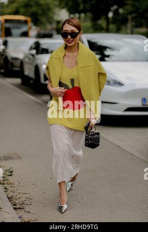 Street style, Rosana Chloe Lai arriving at Ganni Spring-Summer 2024 ...