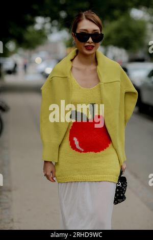 Street style, Rosana Chloe Lai arriving at Ganni Spring-Summer 2024 ...