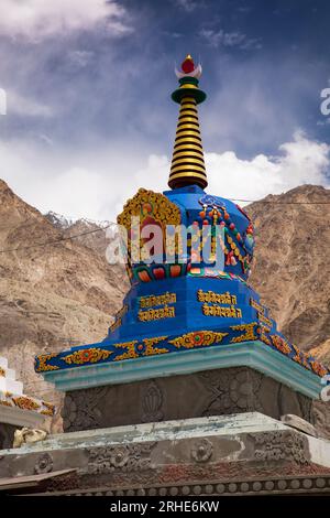 India, Ladakh, Nubra Valley, Sumur, distant Karakoram mountains Stock ...