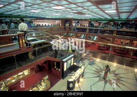 Inside the modern Shopping Mall Kemp Fort for Saree and Toys in the ...