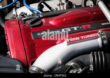 Nissan Skyline GT-R engine block Stock Photo - Alamy