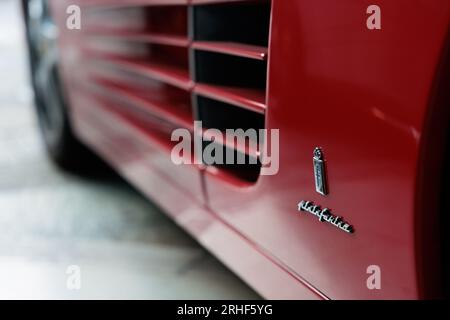 Ferrari Testarossa detail Stock Photo - Alamy