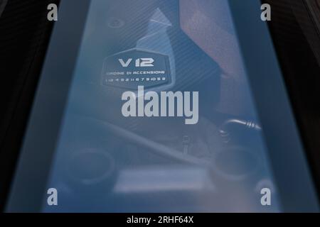 Lamborghini Aventador SVJ engine detail Stock Photo - Alamy