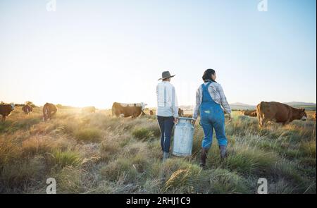 Poultry and dairy farming Stock Photo - Alamy