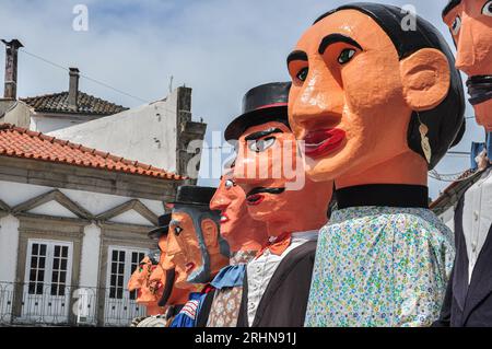 Giants and big-headed puppets at Festa d'Agonia, Viana do Castelo ...