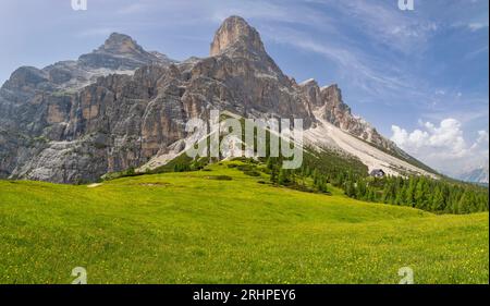 Italy, Veneto, province of Belluno, Vodo di Cadore, the Venezia hut ...