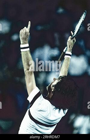 Jimmy Connors (USA) competing at the 1982 US Open Tennos Stock Photo ...