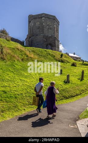 Visitors to St.Davids Cathedral (Tyddewi) in Pembrokshire, Wales,UK ...