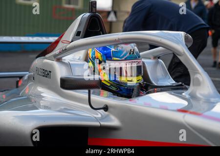 British F4 Kanato LE (#6) Hitech Pulse-Eight at Knockhill Racing ...