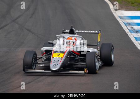 British F4 Gabriel STILP (#7) Hitech Pulse-Eight at Knockhill Racing ...