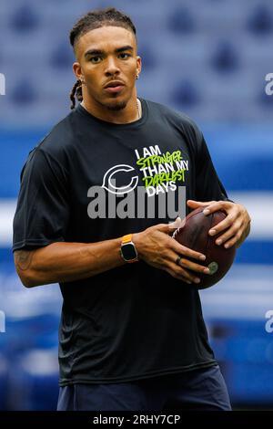 Chicago Bears wide receiver Chase Claypool (10) is tackled by New York ...