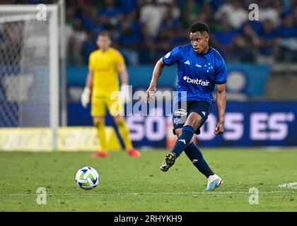 MATHEUS JUSSA of Cruzeiro during the match between Fluminense and ...