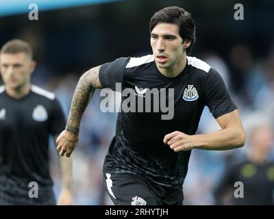 Sandro Tonali of Newcastle United during the Carabao Cup Semi Final ...