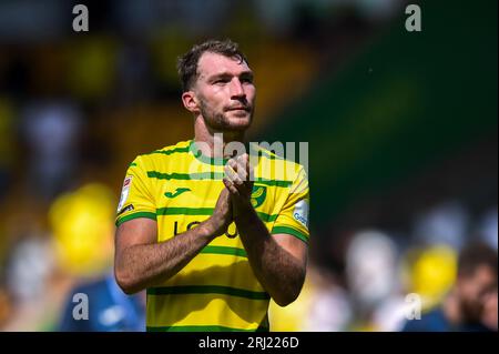 Jack Stacey of Norwich City applauds the fans after the game during the ...