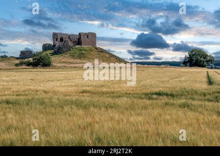 Historic Duffus Castle, Moray Stock Photo - Alamy