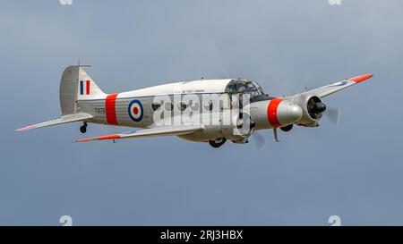 Avro Anson 625A Stock Photo - Alamy