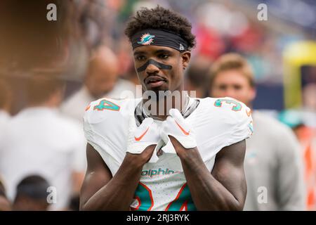 Miami Dolphins cornerback Tino Ellis does drills at the team's NFL ...