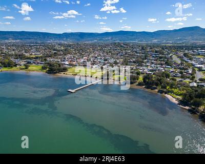 Kanahooka Lakeside Park Stock Photo - Alamy