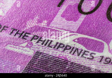 banknotes 100 Philippine peso Stock Photo - Alamy