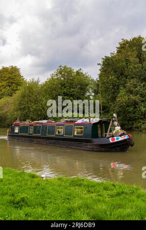 Devizes, Wiltshire, England, UK. 2022. A view from the bottom of the ...
