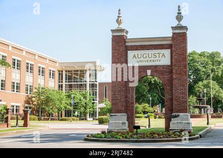 The University of Georgia Arch Stock Photo - Alamy