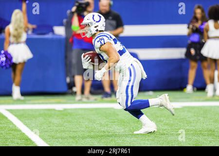 Indianapolis Colts running back Jake Funk (37) warms up before an NFL ...